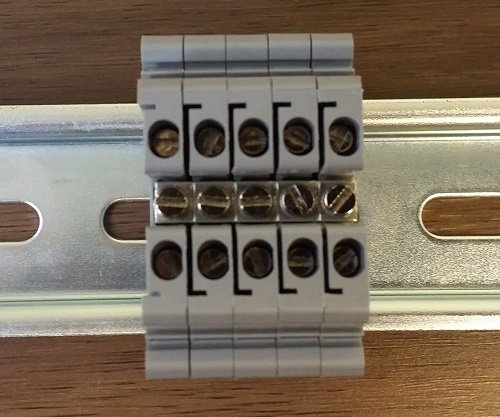 DIN Rail Guide - Phidgets