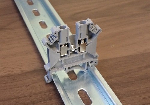 DIN Rail Guide - Phidgets