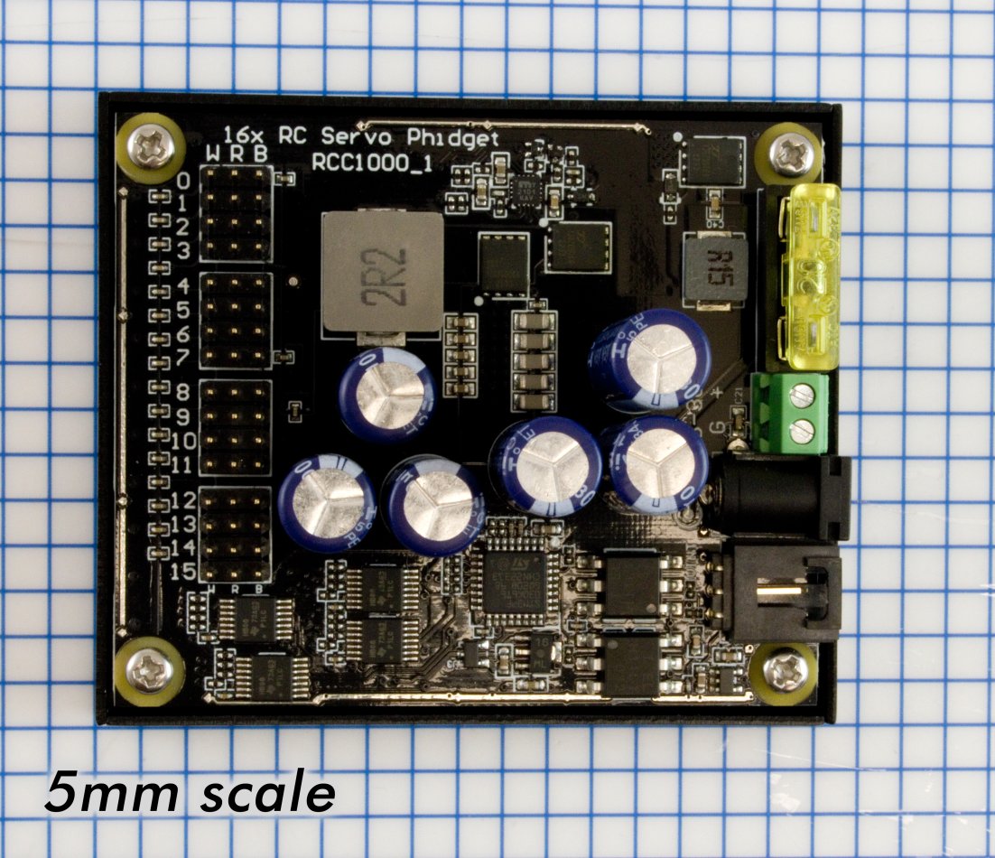 16x RC Servo Phidget - RCC1000_1 - Phidgets
